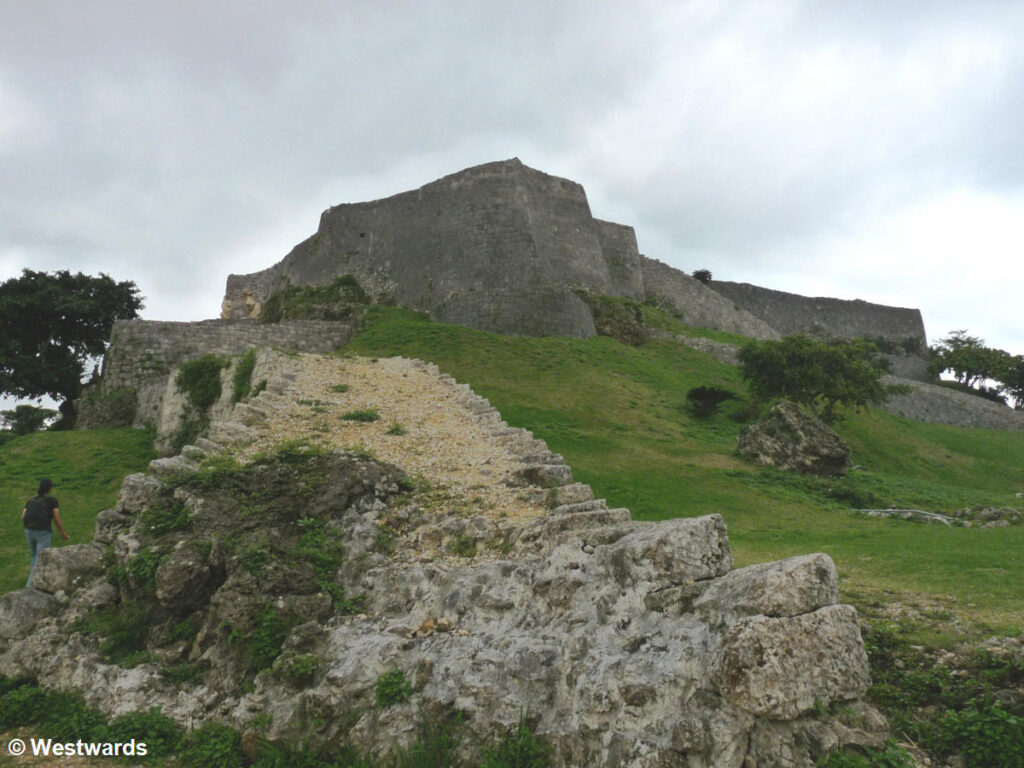The Gusuku sites on Okinawa - Strangely-shaped stone walls