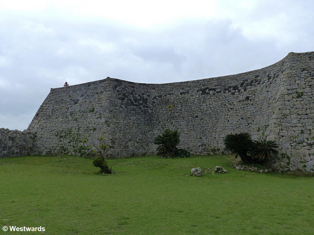 The Gusuku sites on Okinawa - Strangely-shaped stone walls