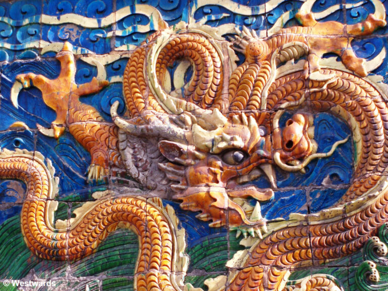 Dragon travel worldwide – 2024 is the Year of the Dragon - Westwards