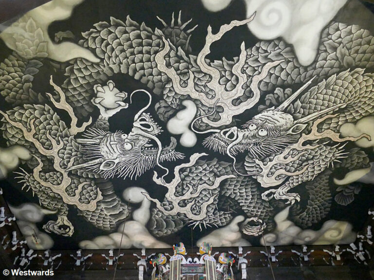 Dragon travel worldwide – 2024 is the Year of the Dragon - Westwards
